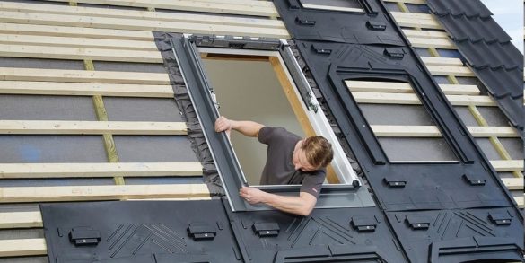 Pose Velux : Comment Bien Poser Une Fenêtre De Toit